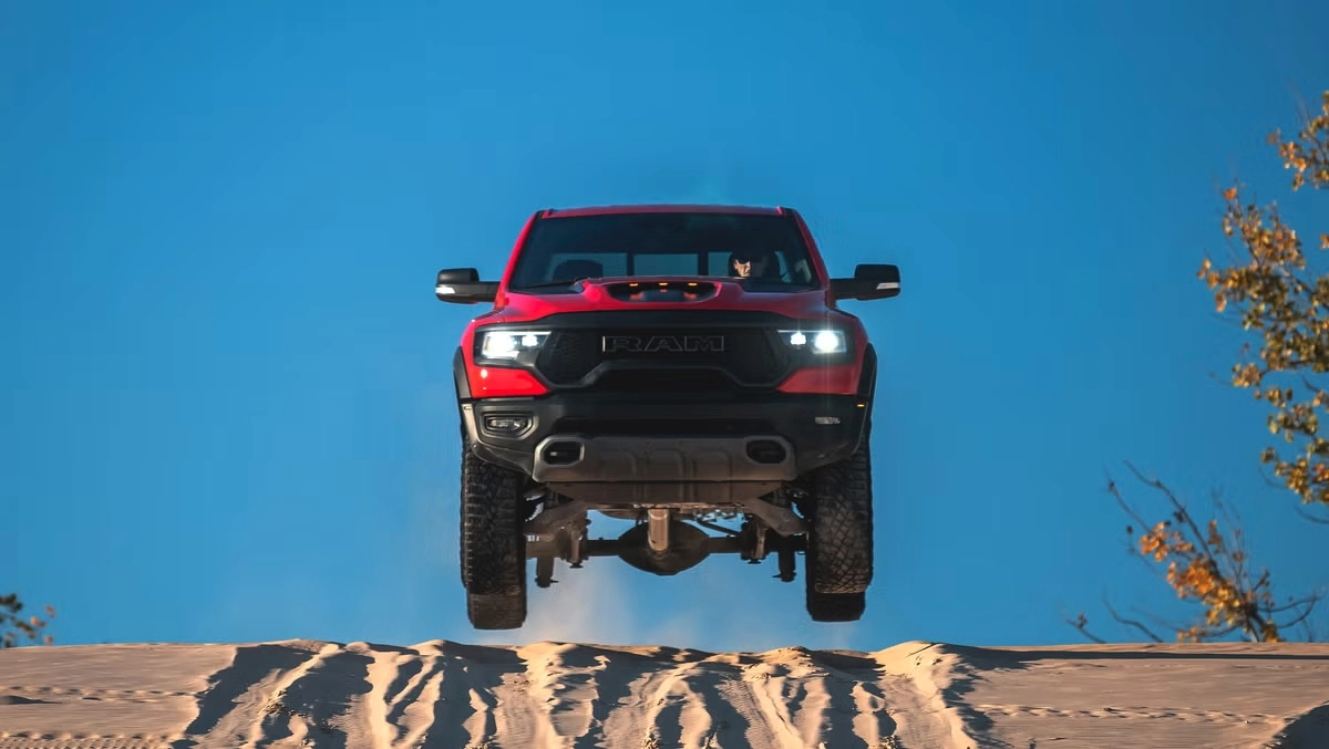Report: Ram 1500 TRX Will Return in 2026 with Hemi V-8 Power